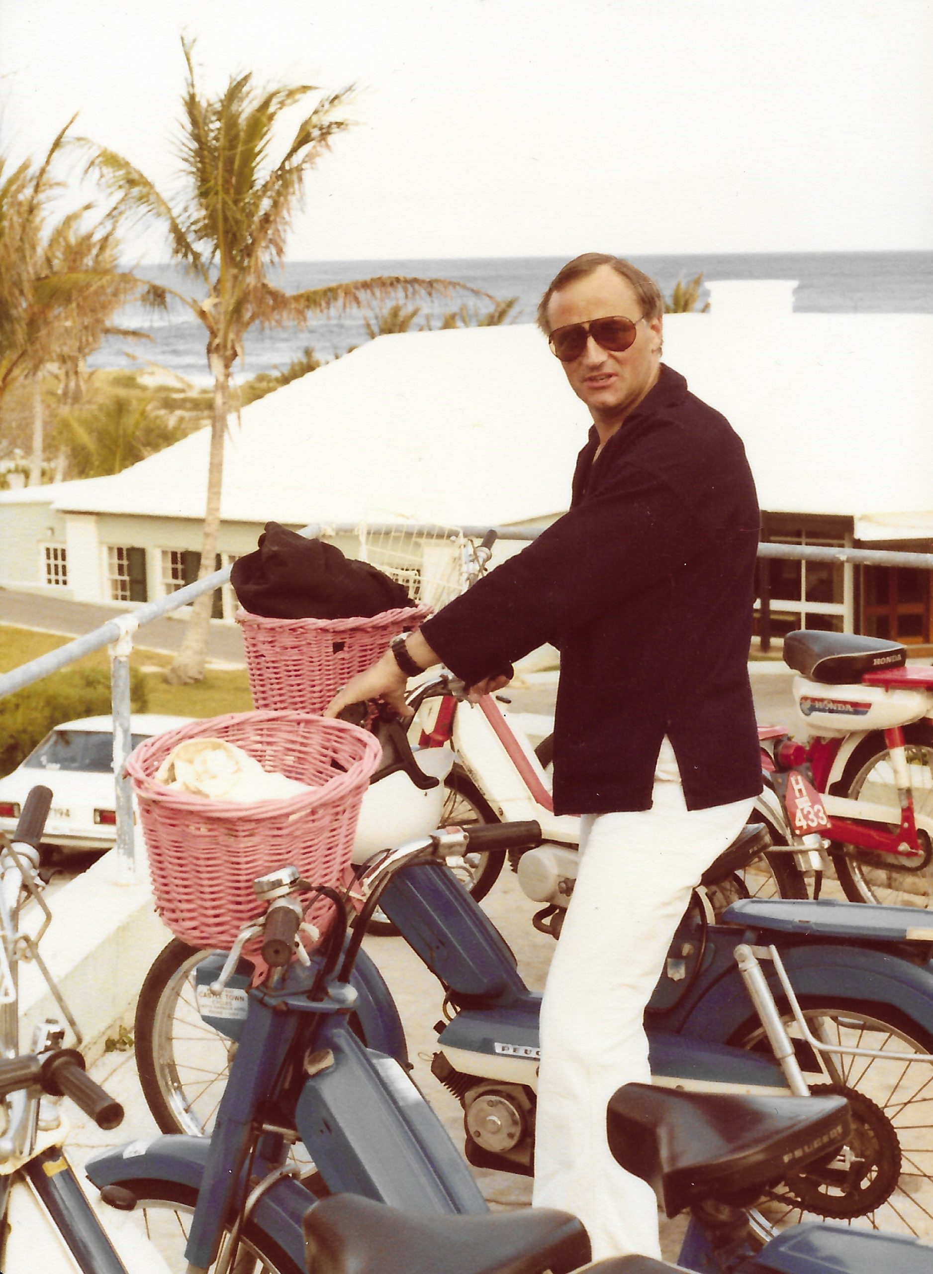 Mr. Christopher Anthony Foster - Cardinal Funeral Homes